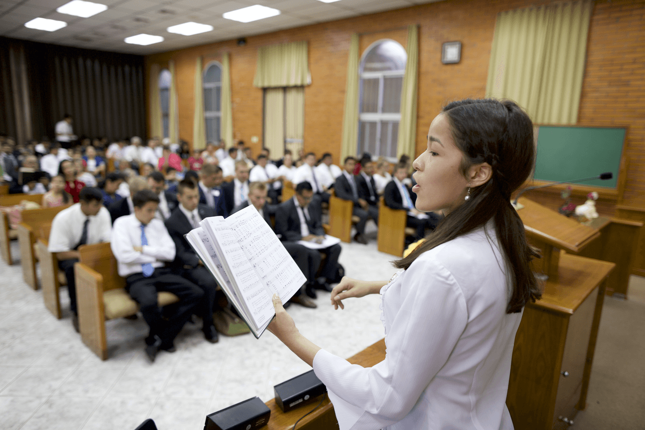 Mga Serbisyo ng Pagsamba sa Araw ng Linggo | lumapitkaycristo